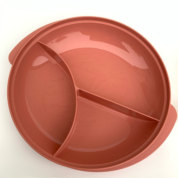 Tupperware | Kitchen | Tupperware Microwave Divided Dish With Lid ...